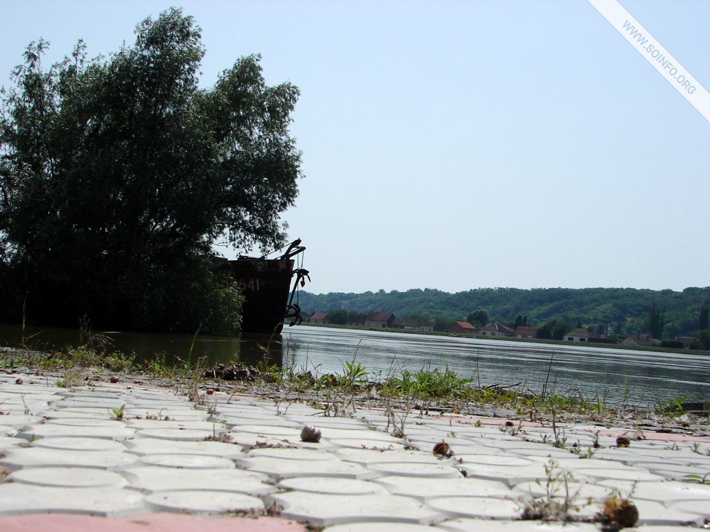 Redovna odbrana od poplave u Bezdanu - Vesti iz Sombora - SOinfo.org ...