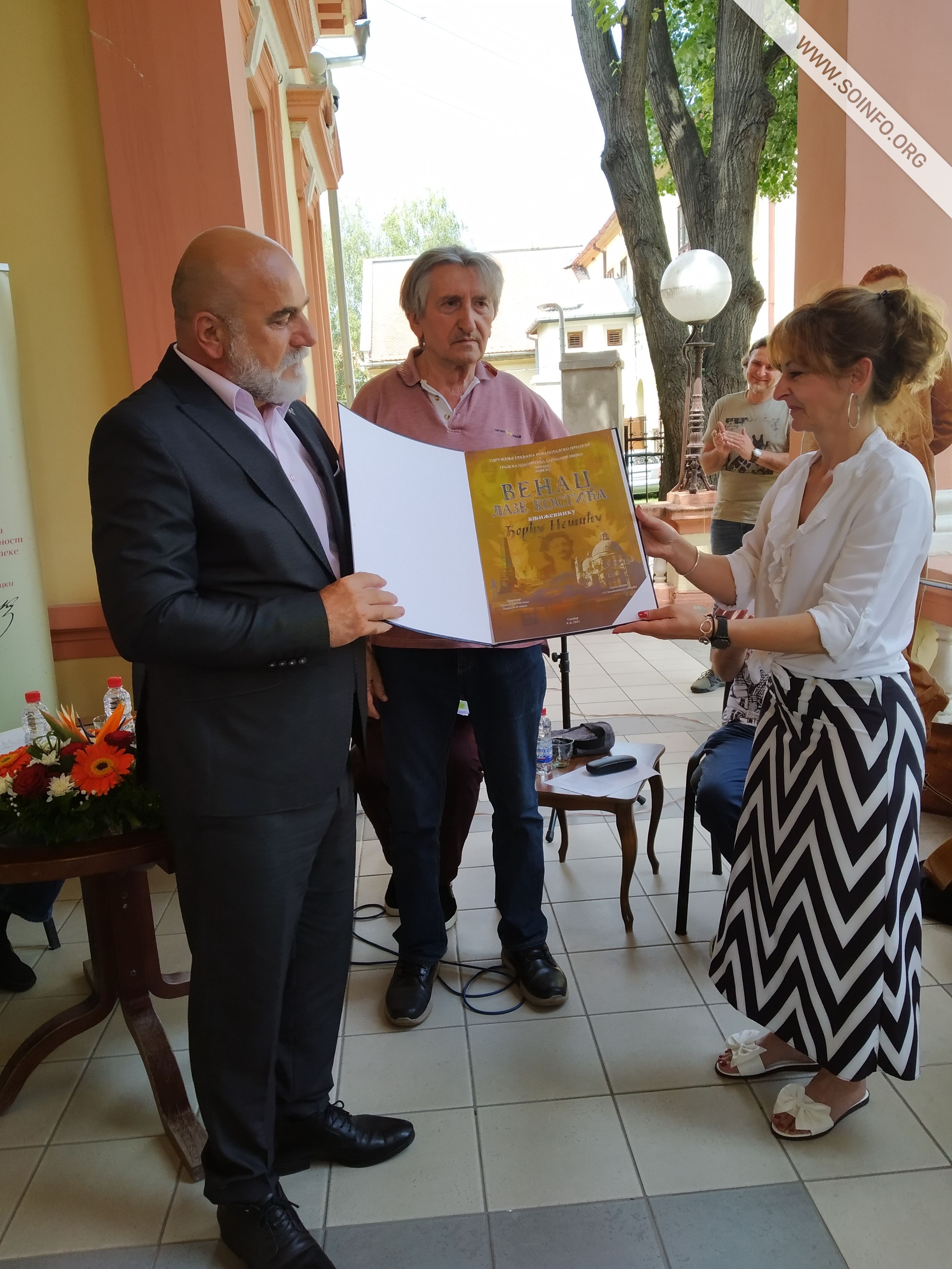 Priznanje za pesnički opus - Vesti iz Sombora - SOinfo.org - Sombor 24/7