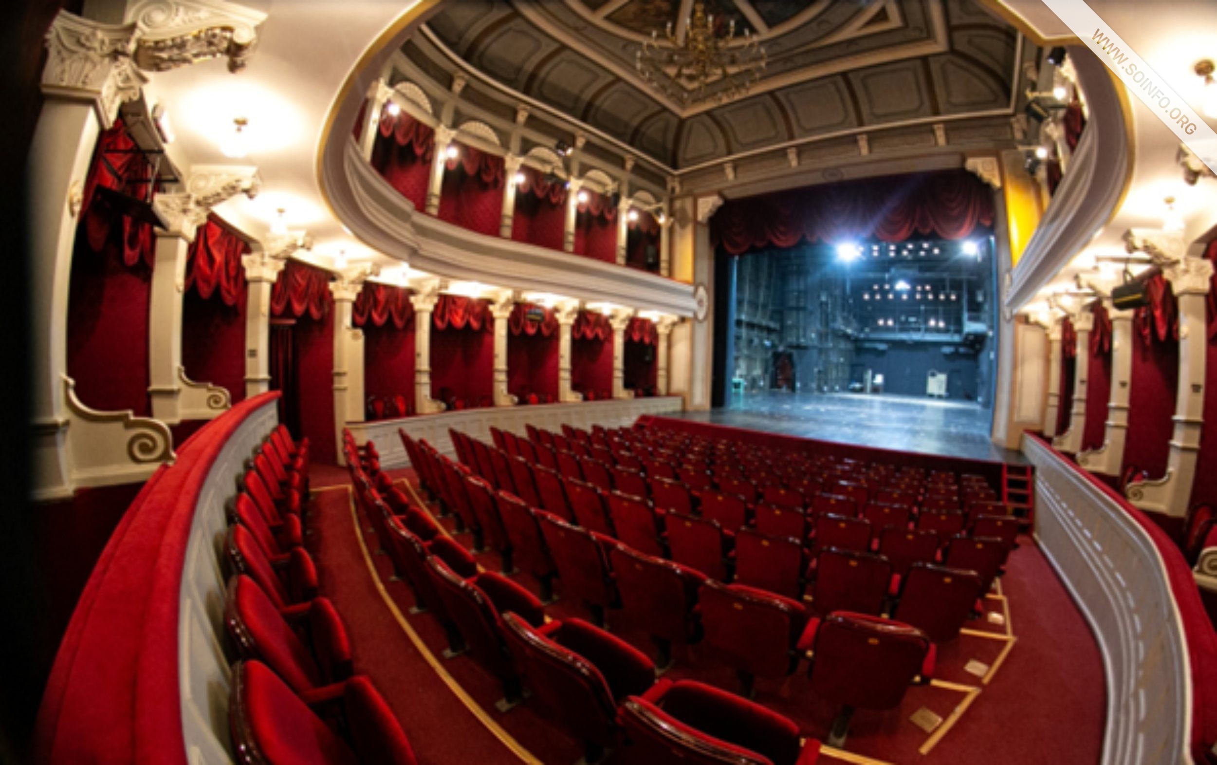 Predstava Besnilo na somborskim daskama koje život znače - Vesti iz ...