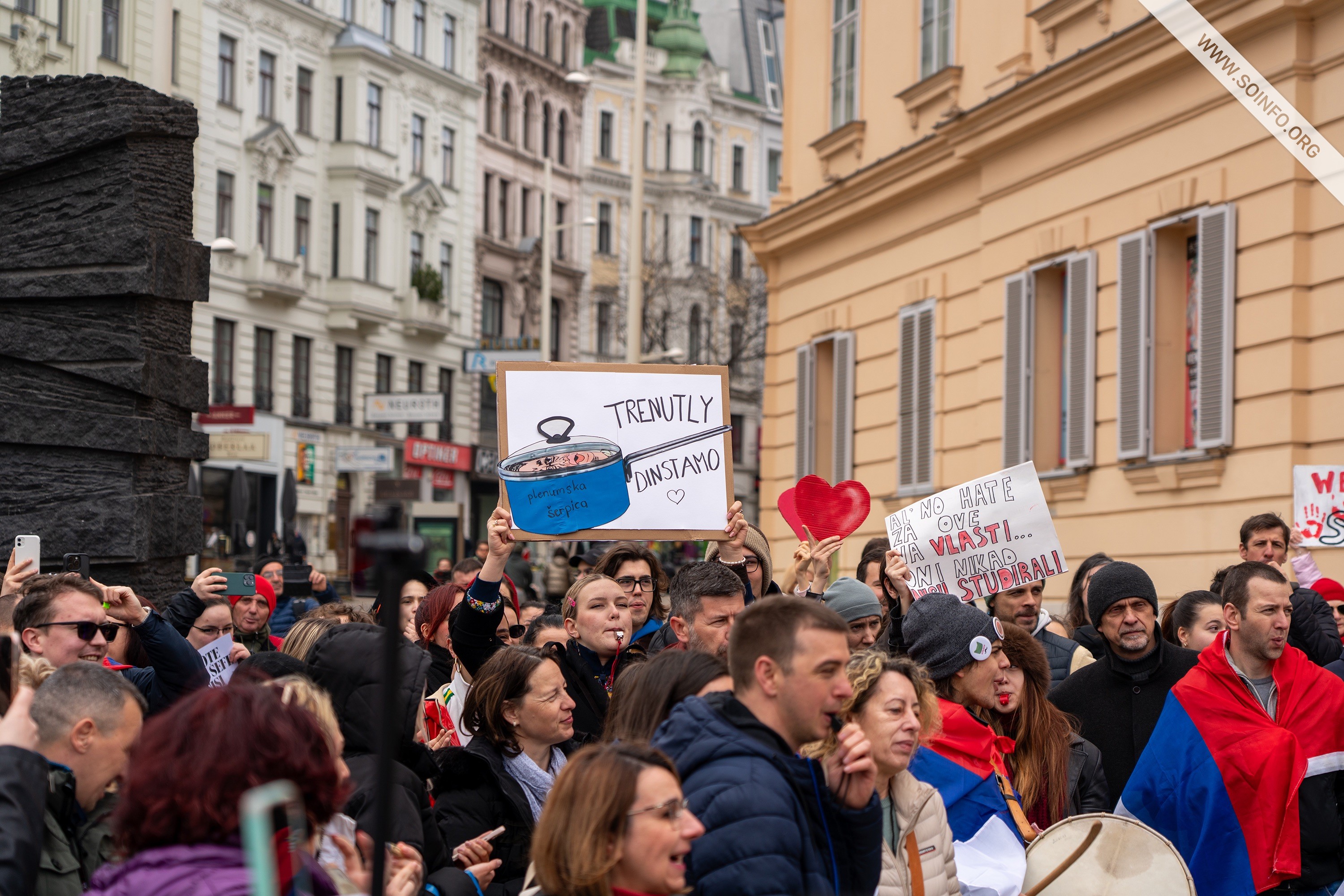 Beč spreman za doček studenata na putu do Strazbura, Gakovčani održali ...